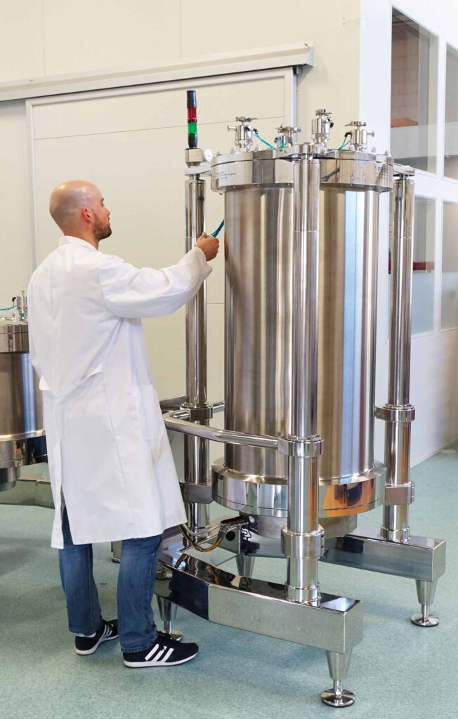 Proxcys Industrial Chromatography columns - Automated (dis)assembly